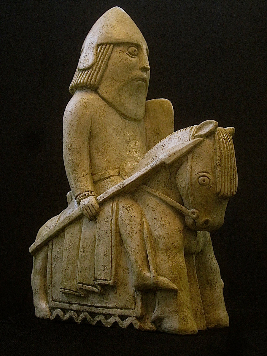 Lewis chessmen Knight – rueroyalestone